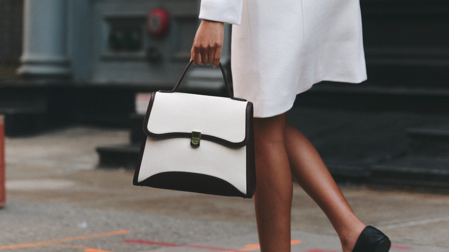 Mark Cross reflects a rich heritage of American luxury lifestyle.