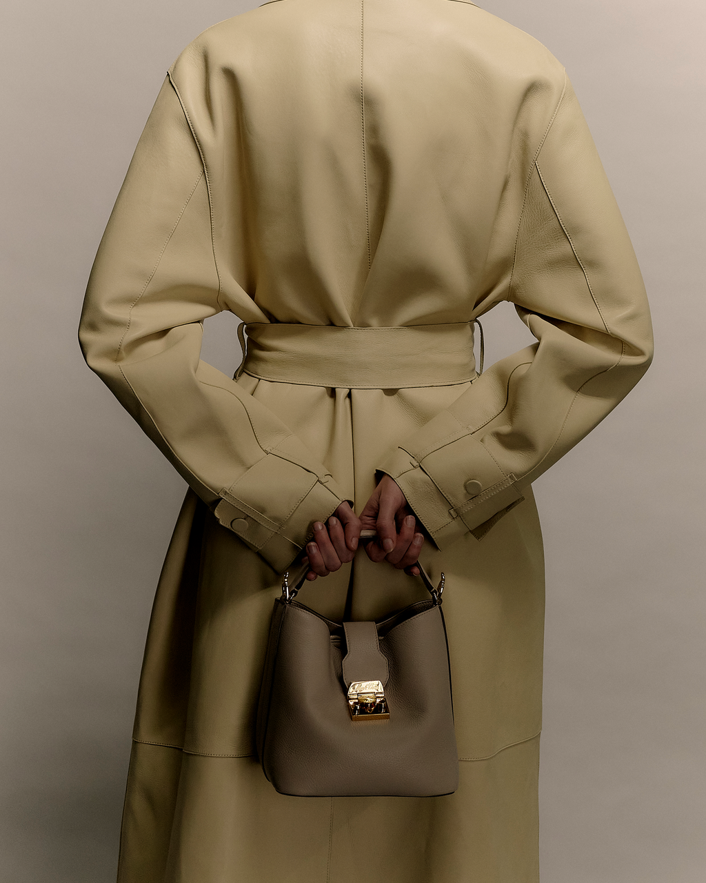 Mark Cross reflects a rich heritage of American luxury lifestyle.