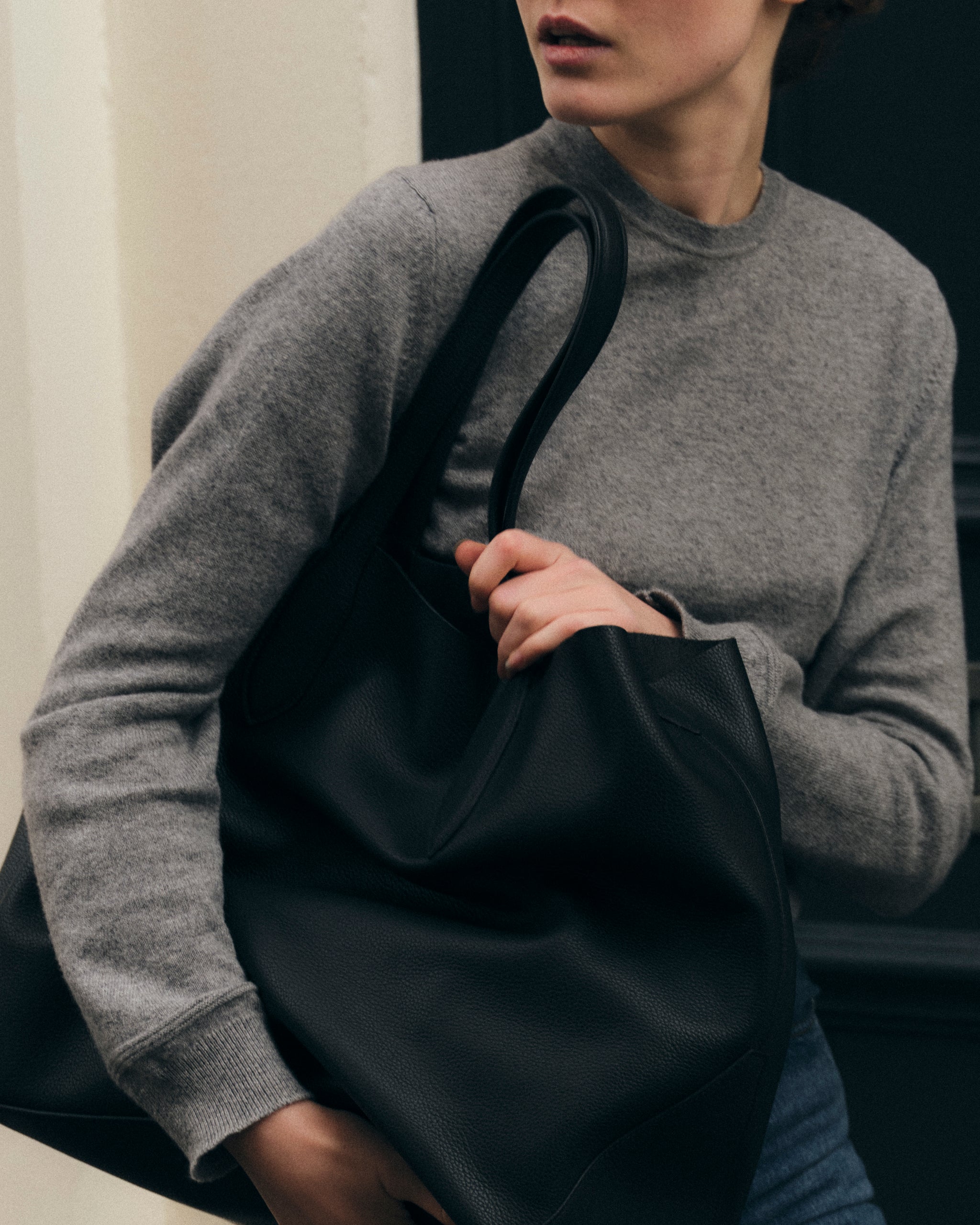 Mark Cross reflects a rich heritage of American luxury lifestyle.